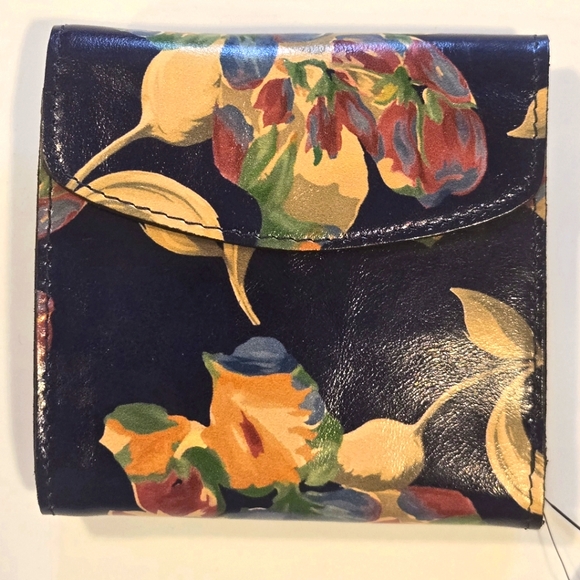 Patricia Nash | Bags | Patricia Nash Womens Reiti Bifold Wallet | Poshmark